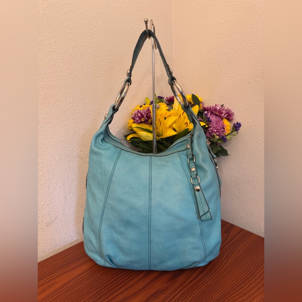 B. Makowsky Blue Leather Hobo Bag With Silver Hardware - Gem